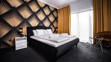 Quarto Deluxe | Cofre no quarto, secretária, quartos insonorizados