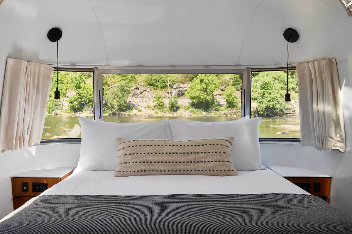 Quarto (Vista Airstream) | Lençóis de algodão egípcio, roupa de alta qualidade