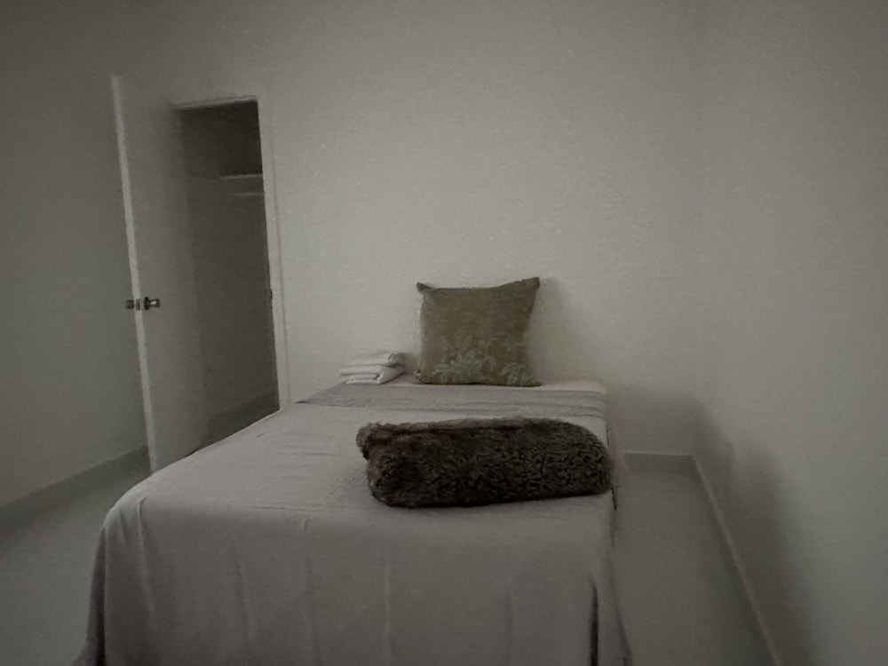 House,parking,beach 12min - North Miami Beach, FL