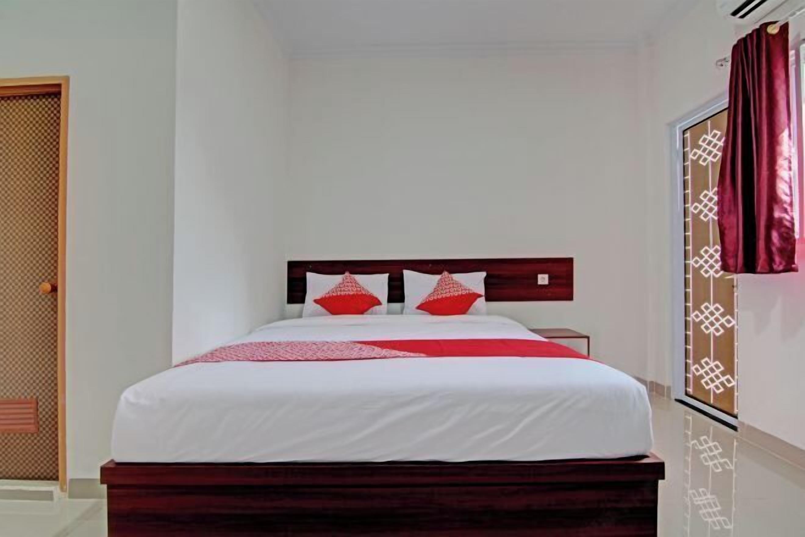 Espaço de trabalho para notebook, roupa de cama