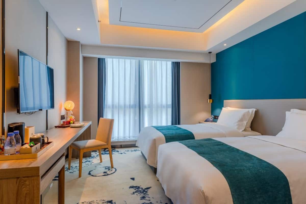 Quarto superior | Cofres nos quartos, Wi-Fi de cortesia