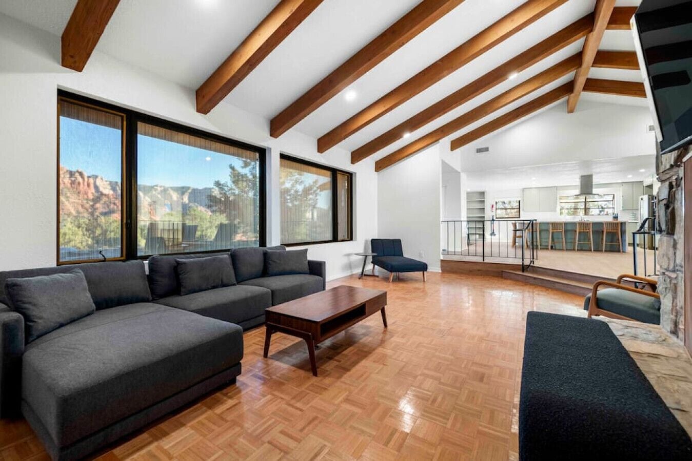 Epic Views! Large Uptown Home W/ Swimspa And Sauna - Munds Park, AZ