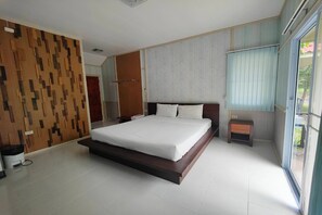 Quarto casal | Escrivaninha, Wi-Fi de cortesia, roupa de cama