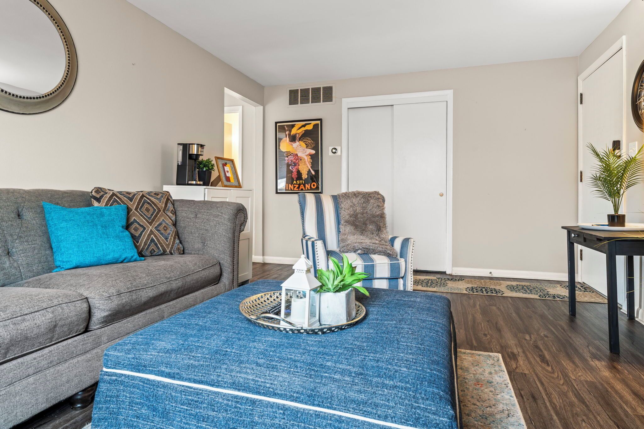 Mid-century Modern 1br 2nd Fl U Of Dayton,wsu, Cedarville U - Beavercreek, OH