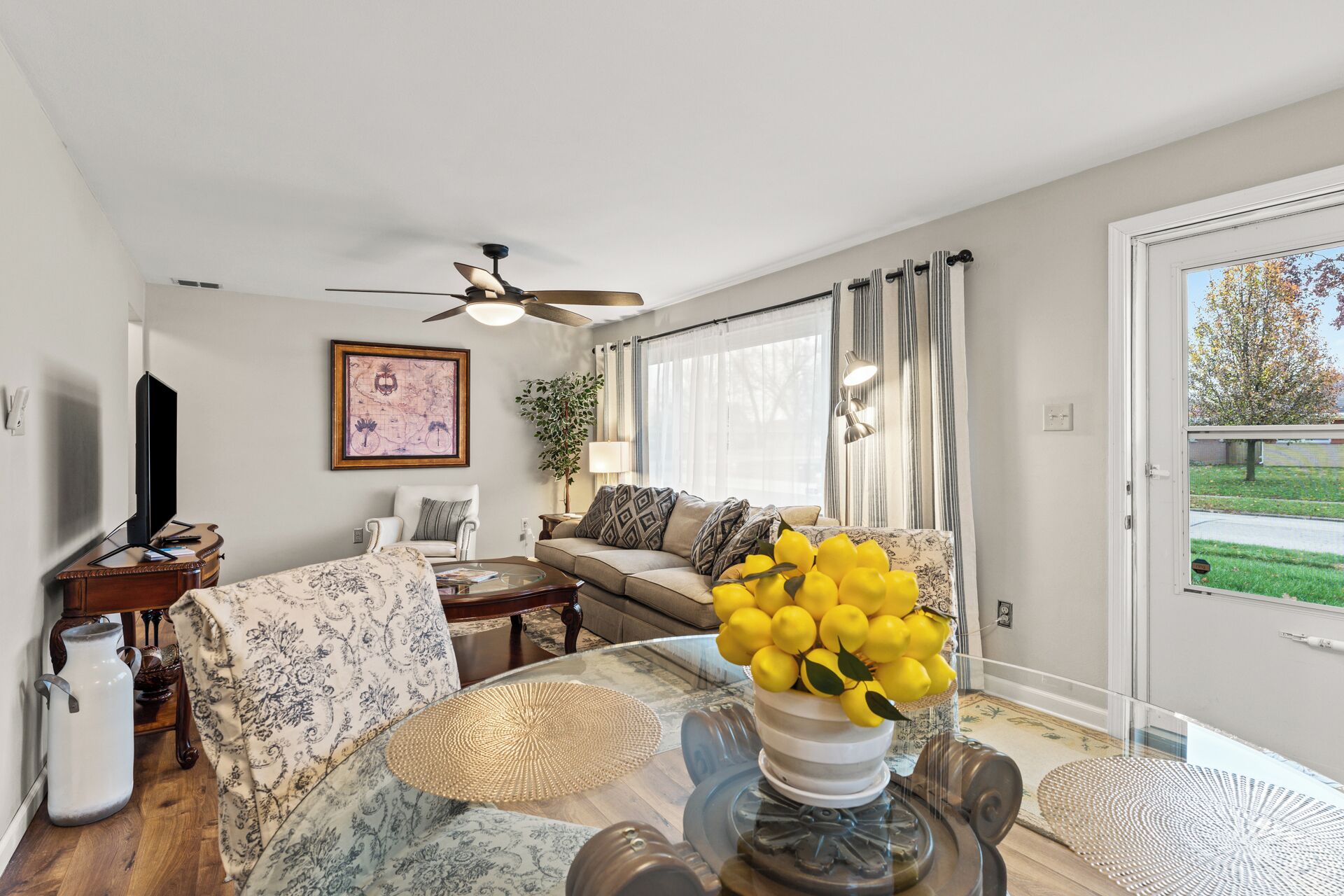 Stay Active, Rest Easy In This Updated 2br Near The Greene! Perfect For Snowbirds Seeking Comfort, Convenience, And Peaceful Living Close To Shops, Dining & Medical Care. Your Cozy Home-away-from-home Awaits. - Dayton, OH