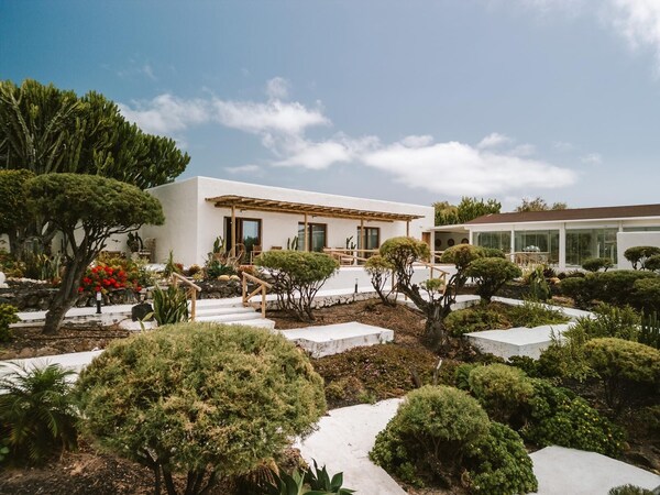 Boutique Eco-hotel Costa Mágica - Canary Islands