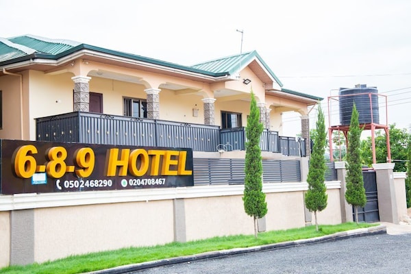 689 Hotel & Apartment - Accra