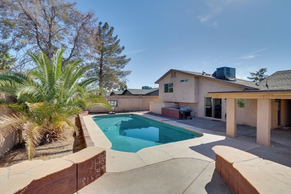Mesa Vacation Rental W/ Private Pool & Fire Pit! - Tempe, AZ