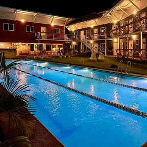 Piscina externa