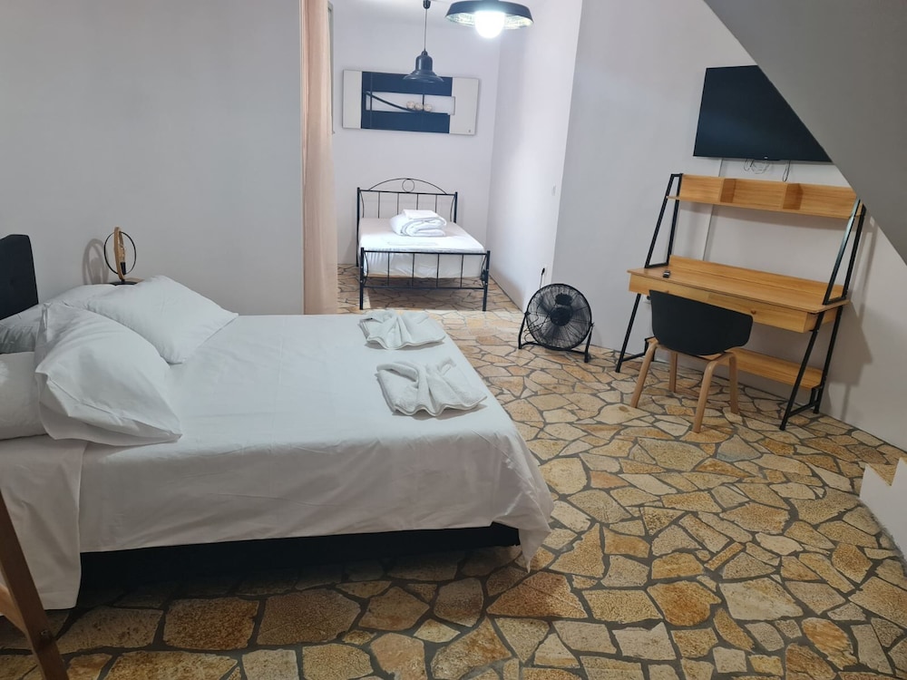 Temeni Windmills - Temeni | Vrbo