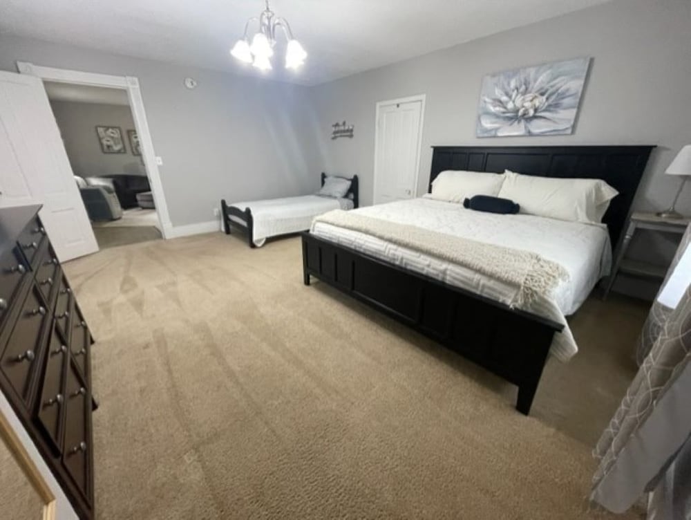 Anoka 1 Bedroom Apartment In Old Victorian House - Maple Grove, MN