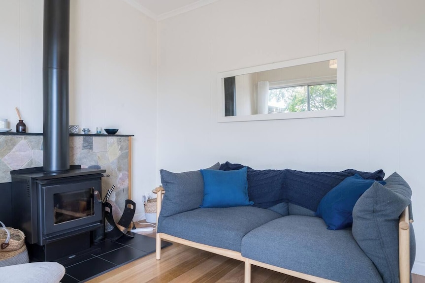 The Eagles Nest A Cosy Coastal Retreat -