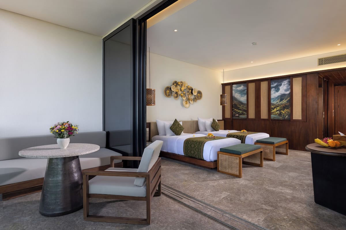 Roupa de alta qualidade, camas de colchão viscoelástico, minibar 