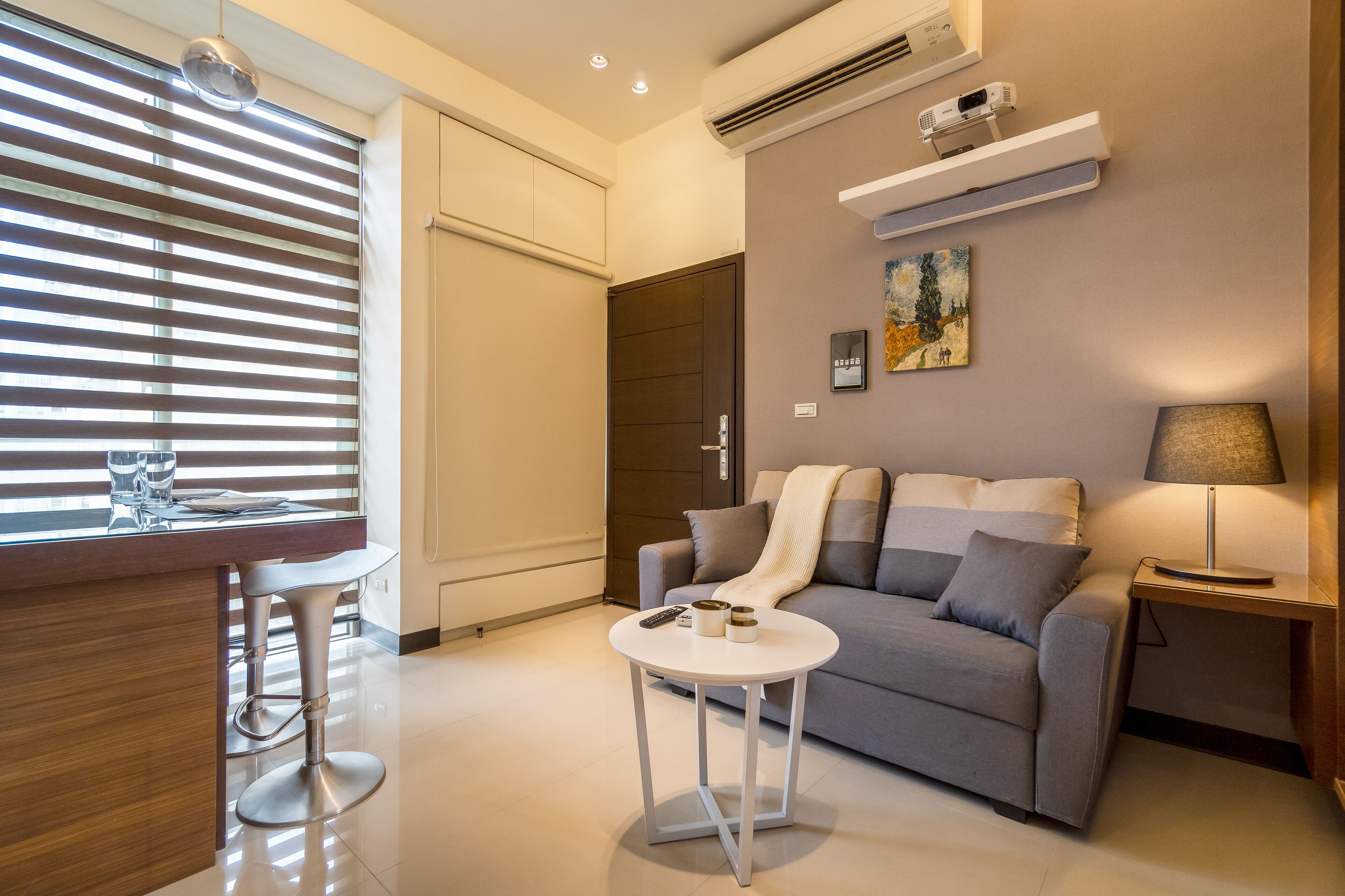 1b1b Cinema, Kitchen, Bathtub, Desk, 1.5min To Mrt - 台北 信義區