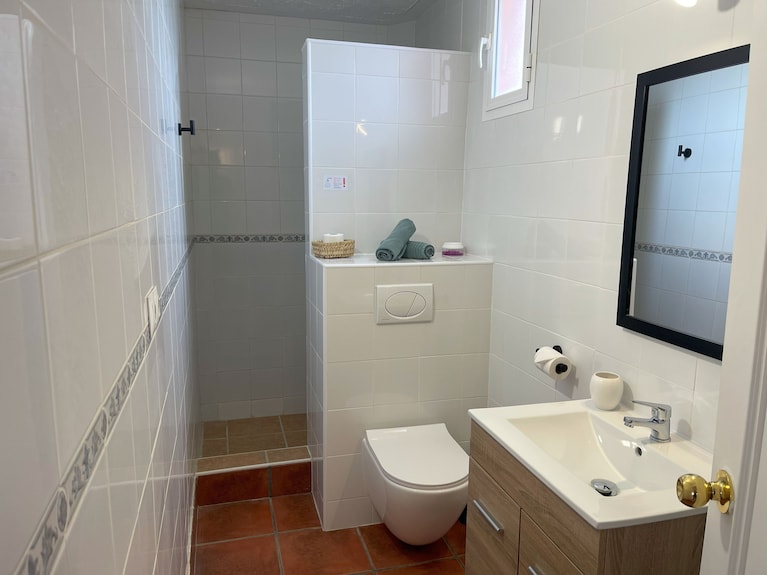 La Casa De Familia Biedt U Dit 1 Kamer Appartement Met Prachtig Uitzicht - Andalusia