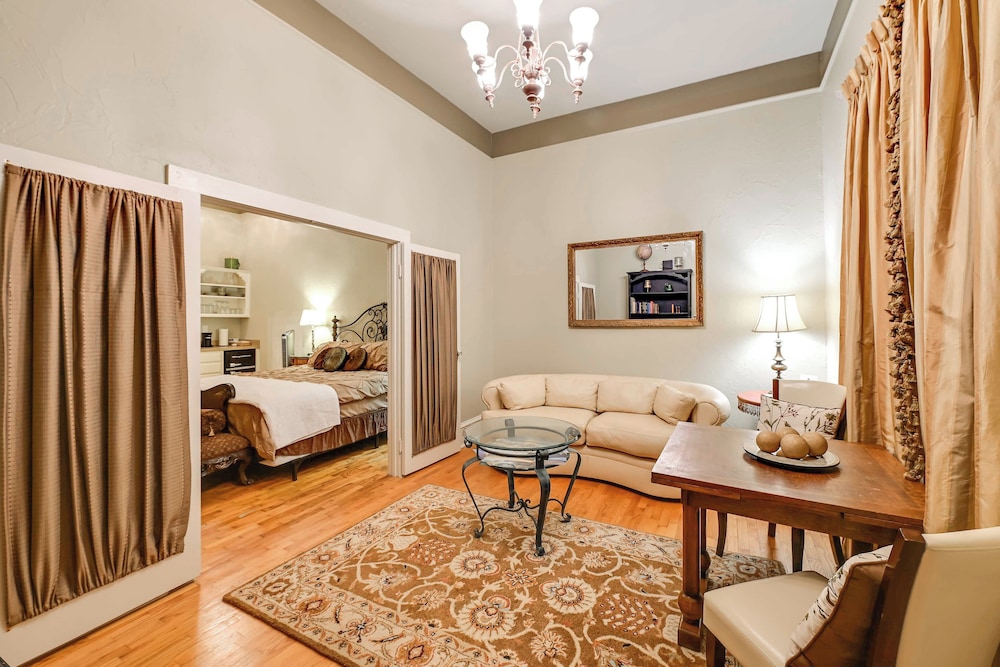 Dtwn Decatur Apt: Walk To Restaurants & Shops - Decatur, TX
