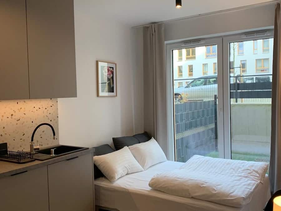 Estúdio, 1 cama de casal, não fumadores | Secretária adequada para computadores portáteis, ferro/tábua de engomar