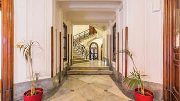 Entrada (vista interior)