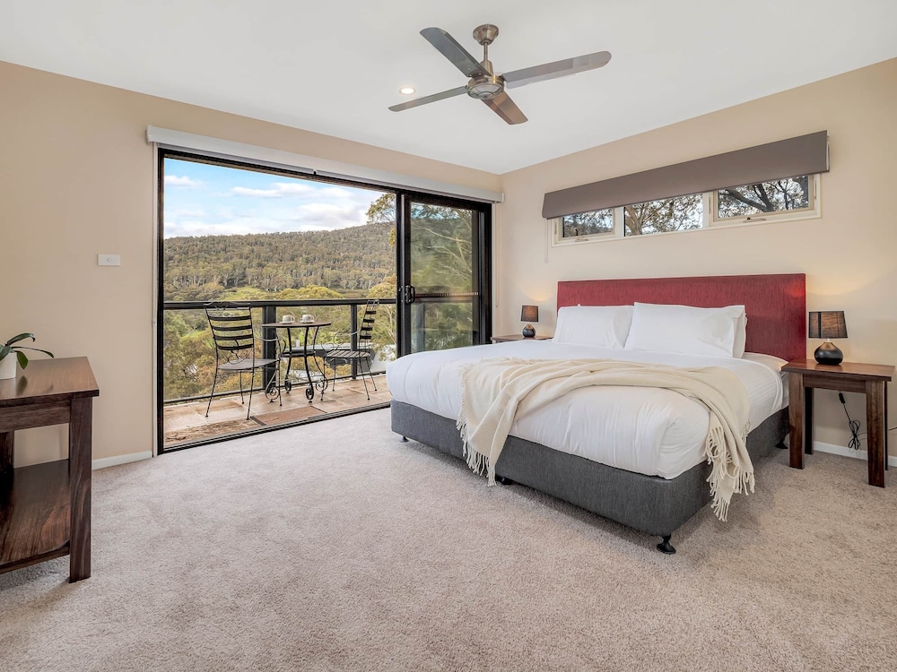 Dacha Mountain Chalet | Crackenback - Perisher Ski Resort