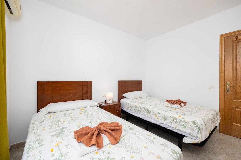 Villa Acomari - Three Bedroom Villa, Sleeps 6 - Playa Blanca