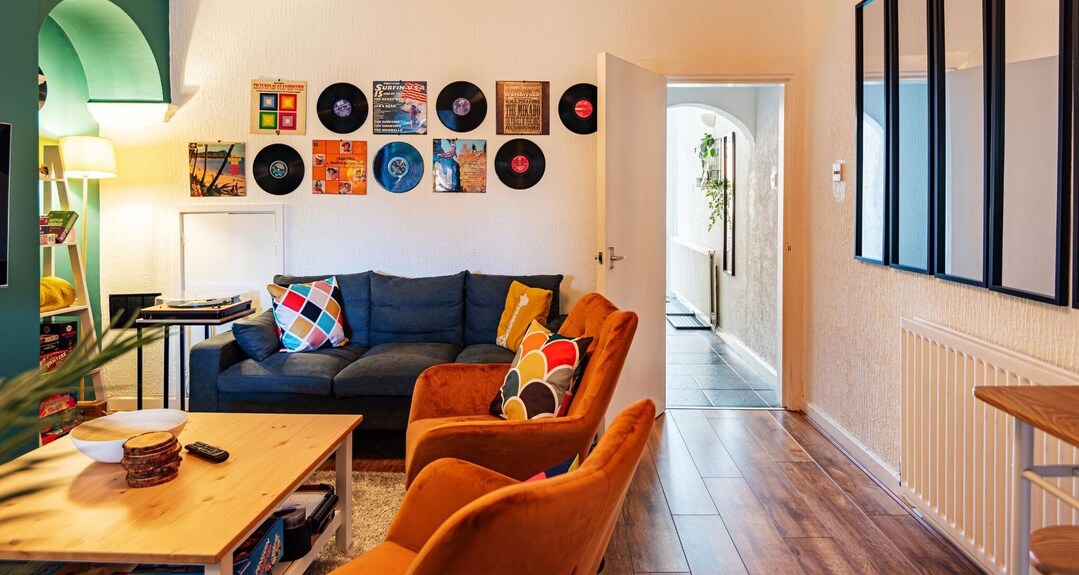 3 Bedroom House Next To Wrexham Fc Racecourse Stadium - National Trust - Erddig