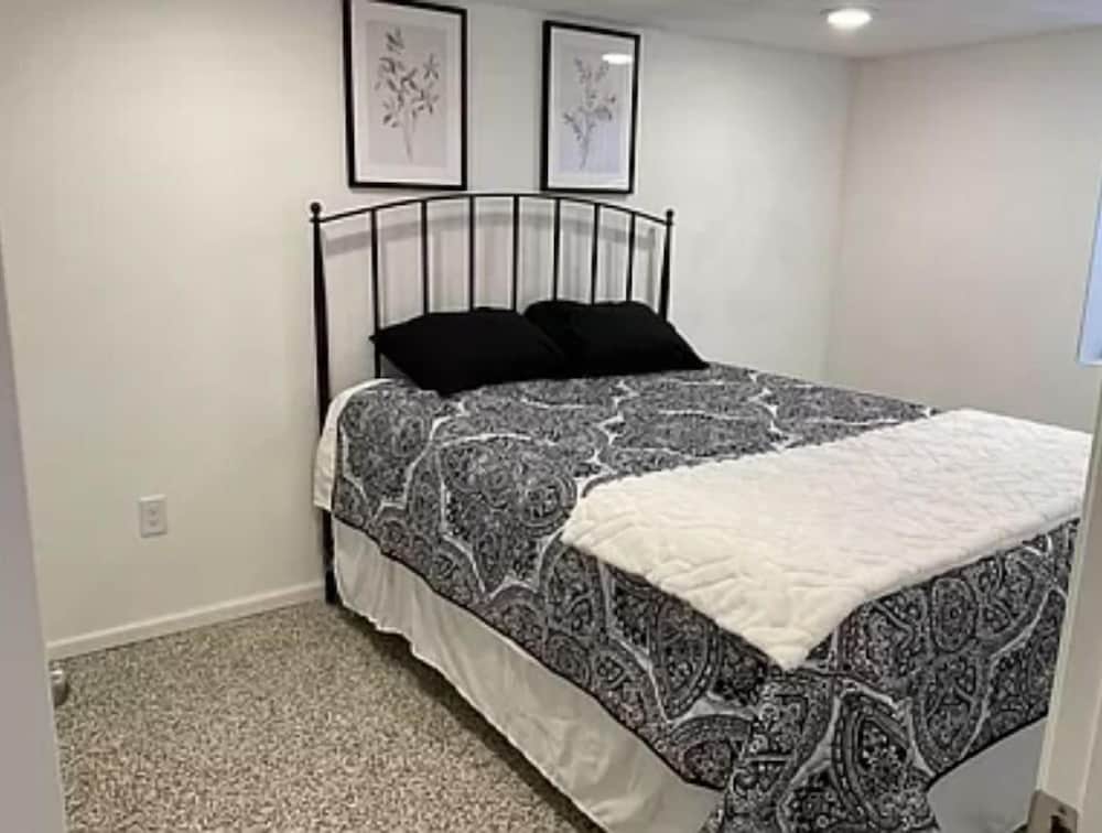 Main Stay On Market -Military/healthcare Friendly - Illinois