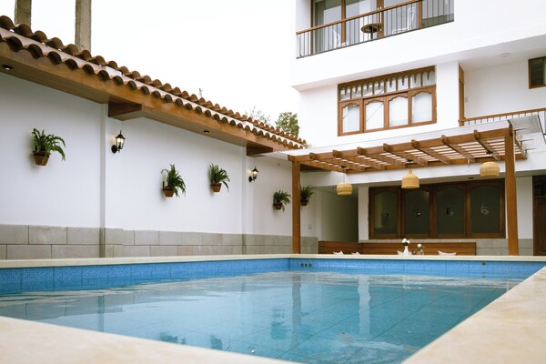Hotel Baños Del Inca Premium - La Libertad (Peru)