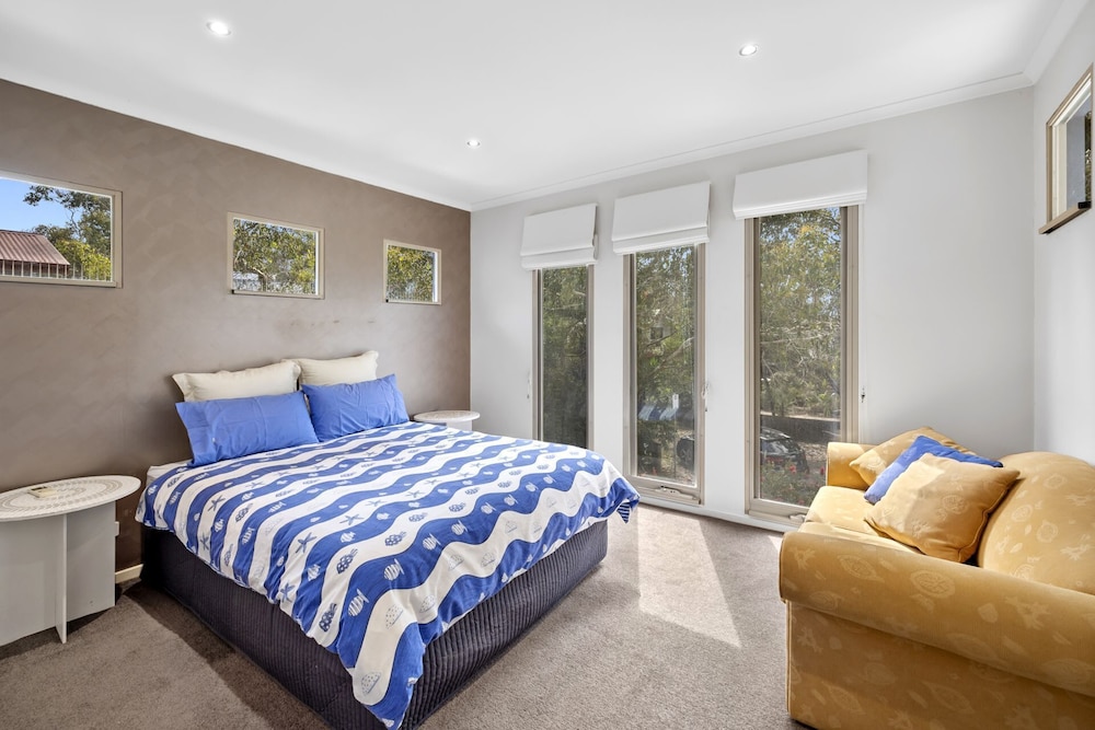 5 Lorettas Way Summar - Anglesea | Vrbo