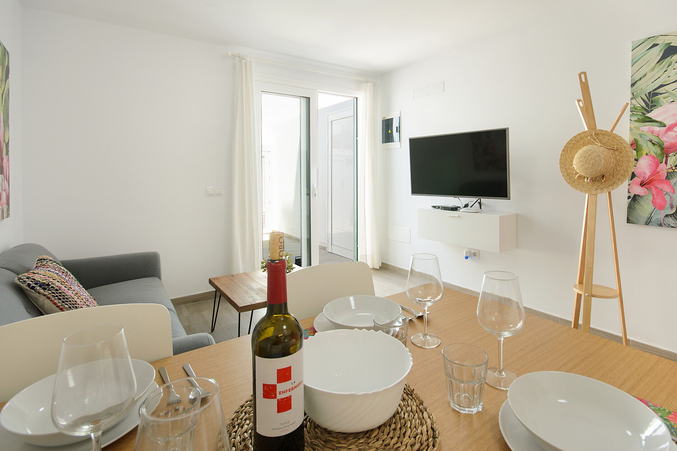 Purple Volcano -200 M From The Beach-swimming Pool, Sauna, Gym At Fariones Sport Center - Lanzarote