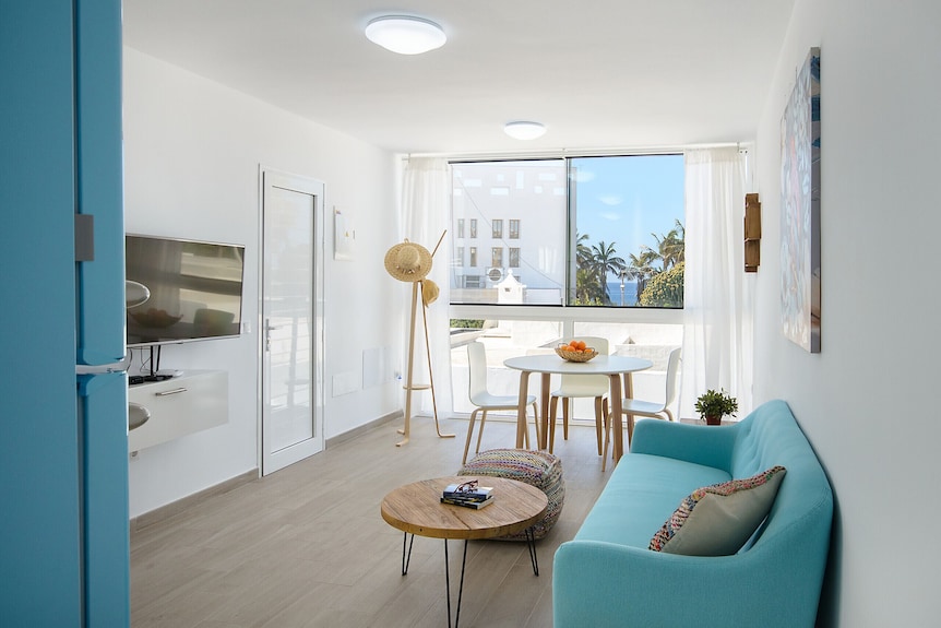 Blue Volcano - 200 M De La Plage - Accès Au Centre Sportif Des Fariones Inclus (Piscine, Sauna, Gymnase) - Lanzarote