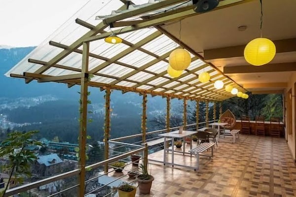 Elegance Retreat Manali Luxury Stay - Manali