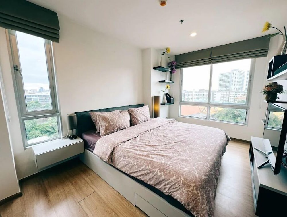 Luxury 2bed 2bath Condo, Wi-fi, Pool, Gym, Bts! - バンコク