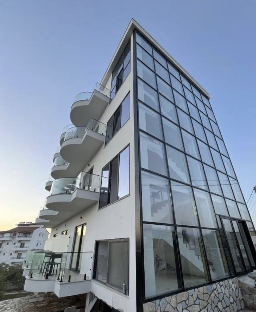Belsar Hotel - Ksamil
