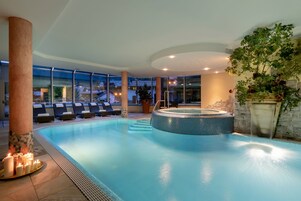 Piscina interior 