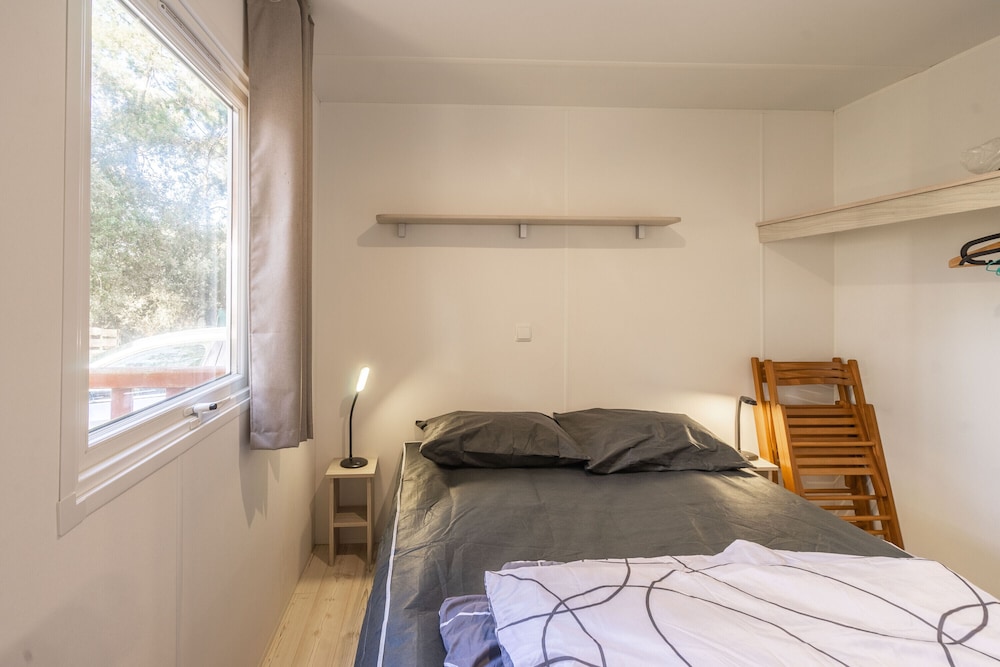 Maison De Vacances 'Mobil Home La Palmyre' Avec Piscine Partagée Et Terrasse Privée - Zoo de La Palmyre