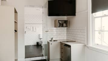 Quarto Superior (Queen) | Cozinha privada | Minifrigorífico, uma chaleira elétrica, uma torradeira