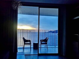 Quarto luxo, vista para o oceano | Terraço/pátio