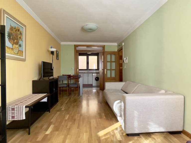 Housing León- Juan Ii - レオン