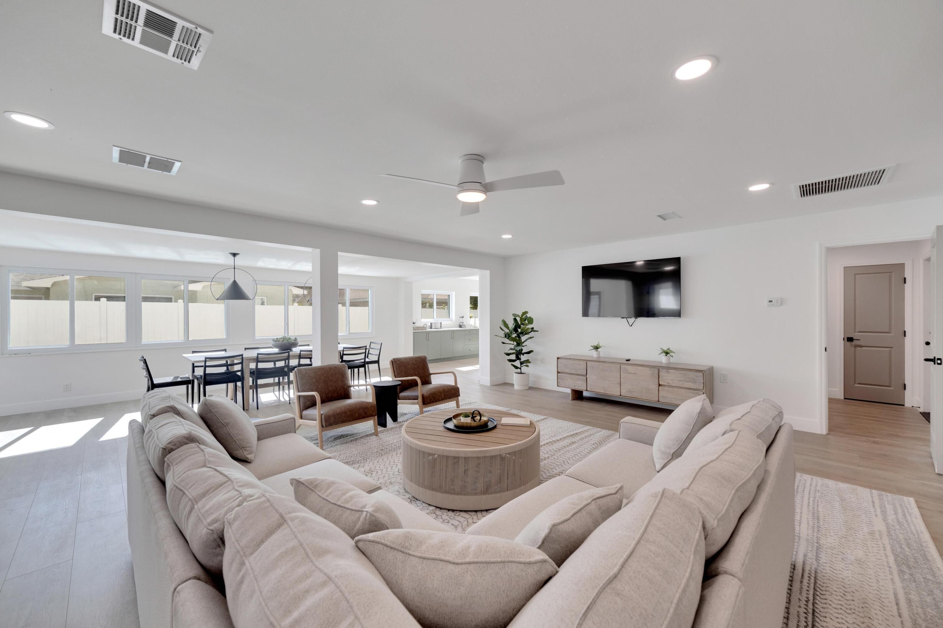 Private Heated Pool | Fenced Yard | Pet Friendly | Seminole - Madeira Beach, FL