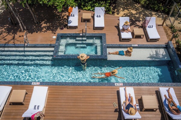 Vida Cayman - West Bay