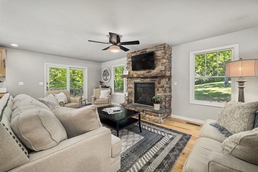 Family-friendly 3br Home W/ Bunk Room & Yard - Dixon Springs State Park, Golconda