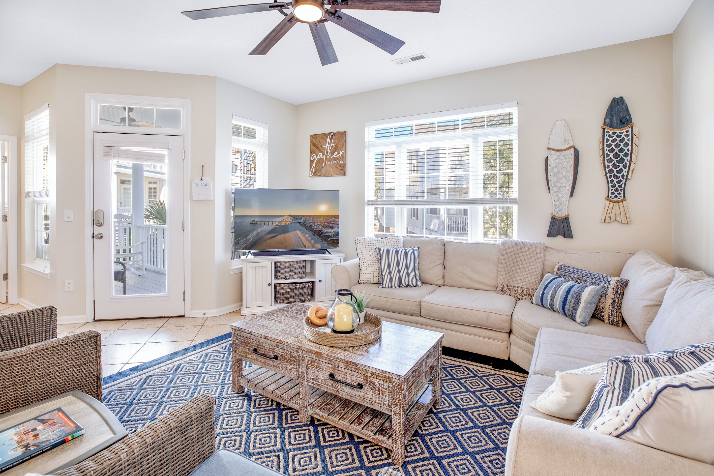 Zs At The Sea Short Walk To Beach W/ Community Pool - Surfside Beach, SC