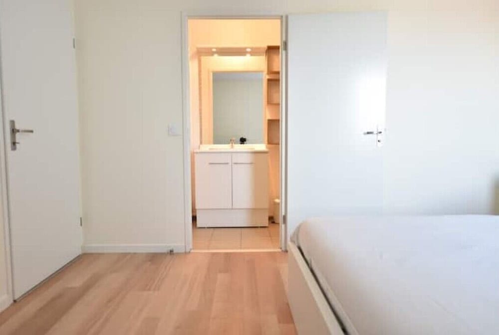 Beautiful 3 Bedroom Apartment 20 Min From Paris - Sucy-en-Brie