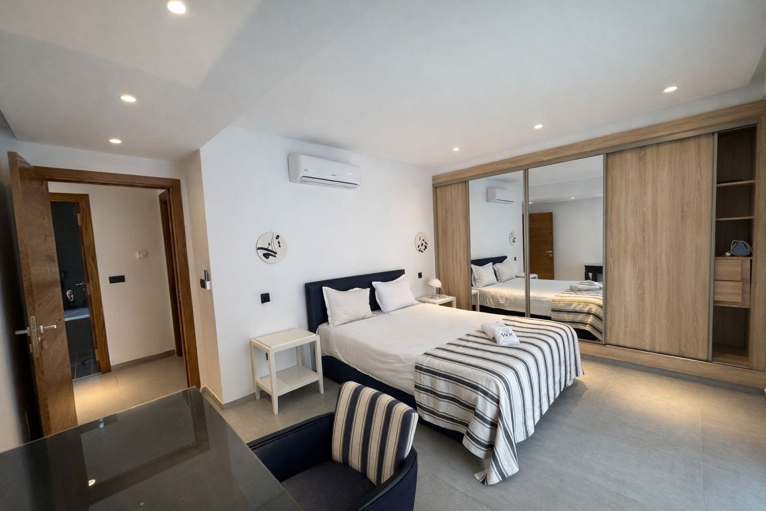 Apartamento conforto | 2 quartos, ferros/tábuas de passar roupa, Wi-Fi de cortesia