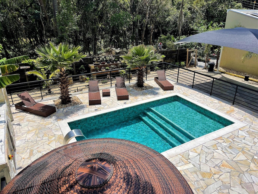 Casa Privativa Com Piscina Na Ferrugem - Garopaba