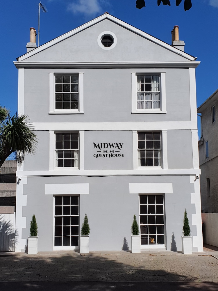Midway Guest House - Torquay