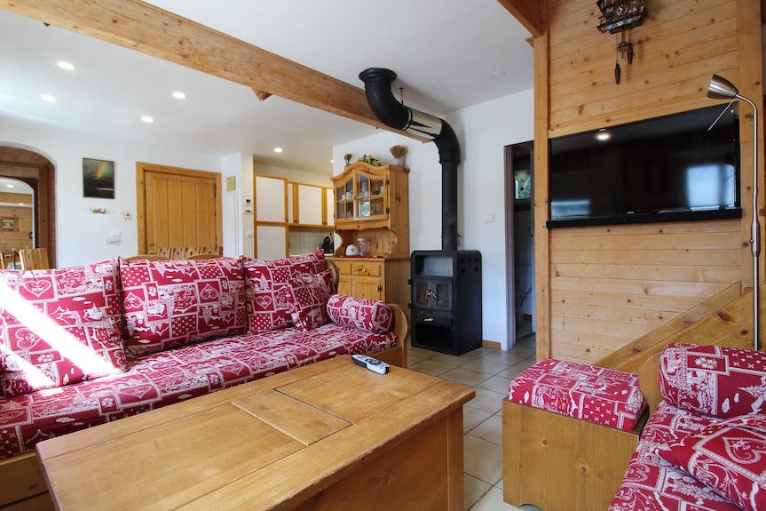 Large 8-person Chalet With Mountain Views - Flaine