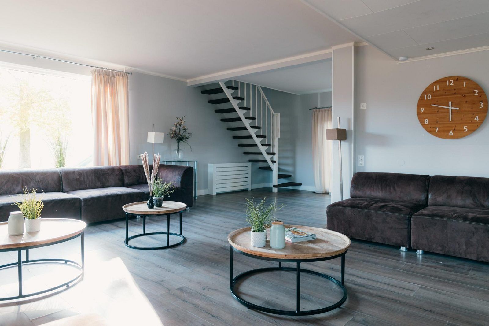 Luxury Group Villa For 28 People In The Veluwe, With 11 Bedrooms, 2 Hotel Lodges, Large Garden, And Child-friendly Amenities For The Perfect Group Getaway. - Barneveld