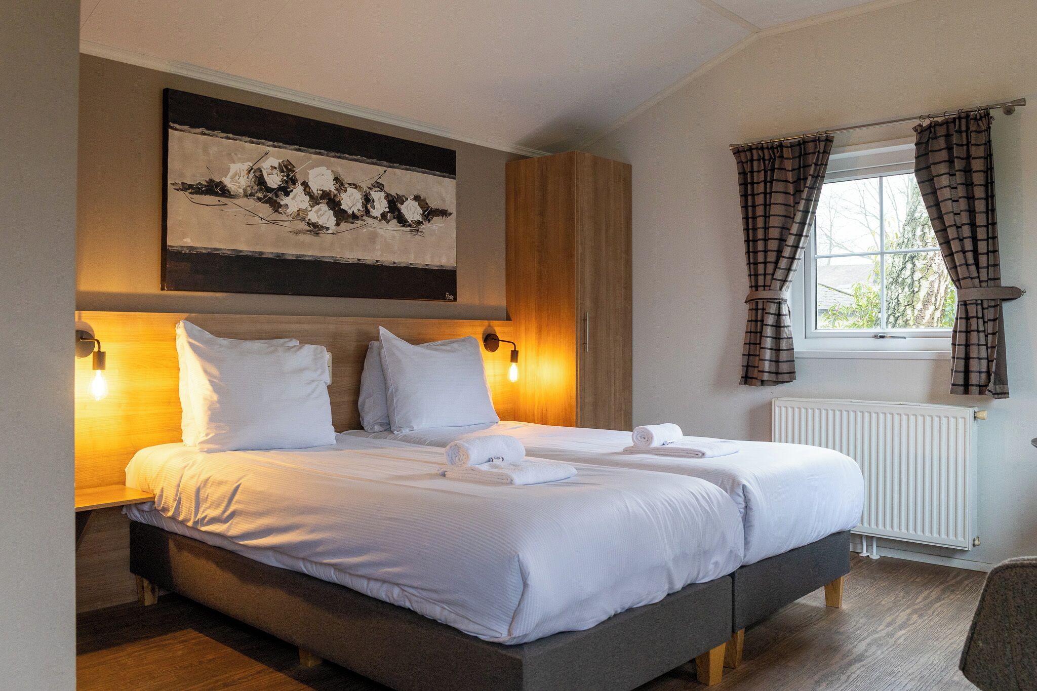 Genießen Sie Einen Aufenthalt In Einem Luxuriösen 2-personen-hotelchalet Auf Der Veluwe Mit Komfortablen Annehmlichkeiten, Kostenlosem Wlan Und Der Möglichkeit, Ein Köstliches Frühstück Hinzuzufügen. - Barneveld