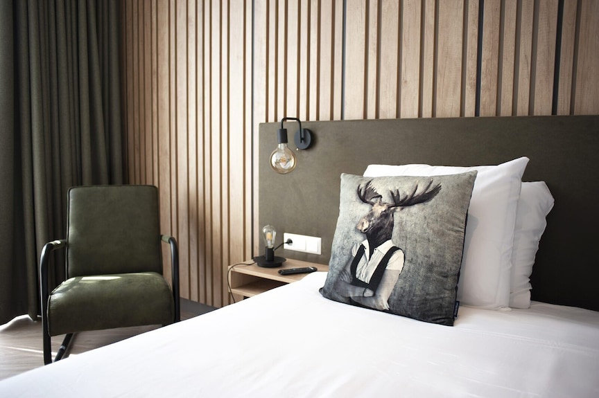 Luxurious Hotel Room For 4 People At De Boshoek On The Veluwe, With Air Conditioning, Nespresso Machine, And Meadow Views. Book Your Sustainable Holiday! - Nijkerk